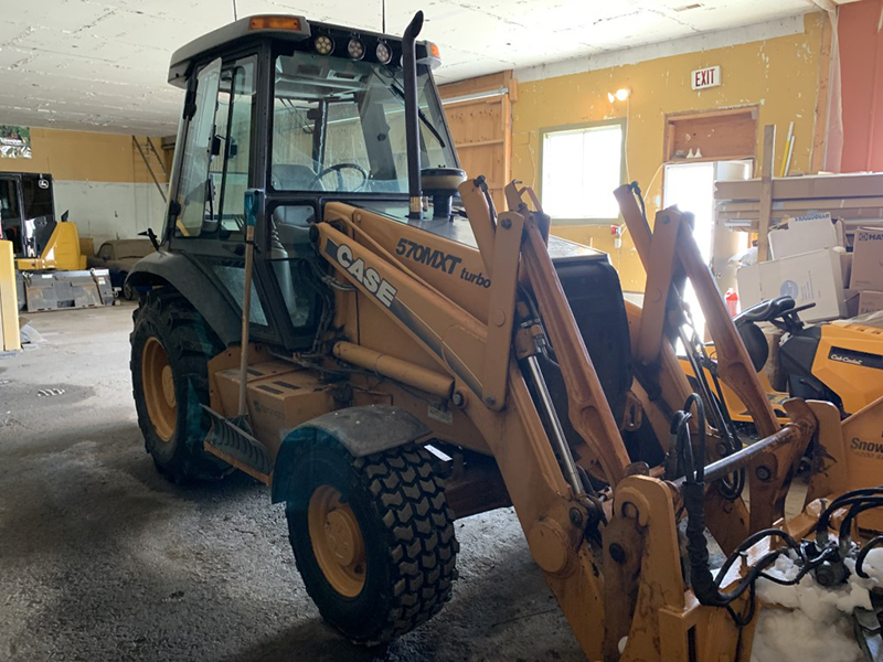 Case 570 Mxt Tractor