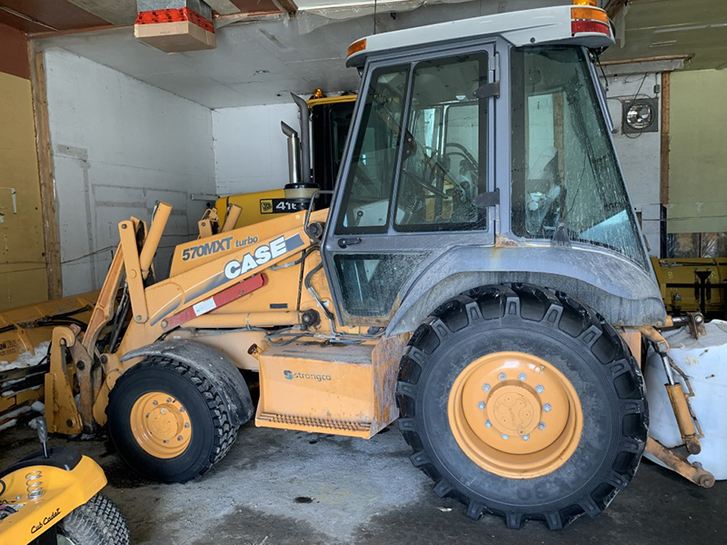 Case 570 Mxt Tractor