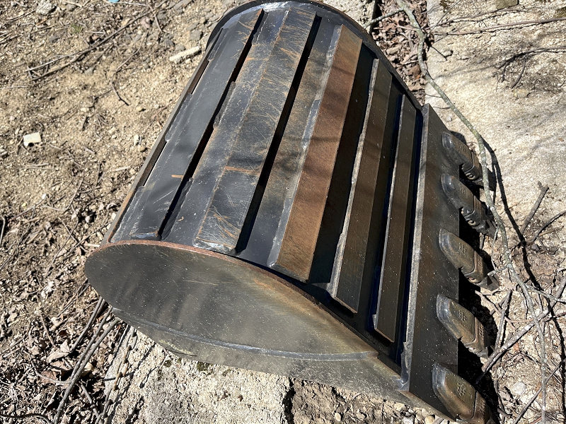 Delta Power Equipment | 2017 CASE 24 INCH DIGGING BUCKET