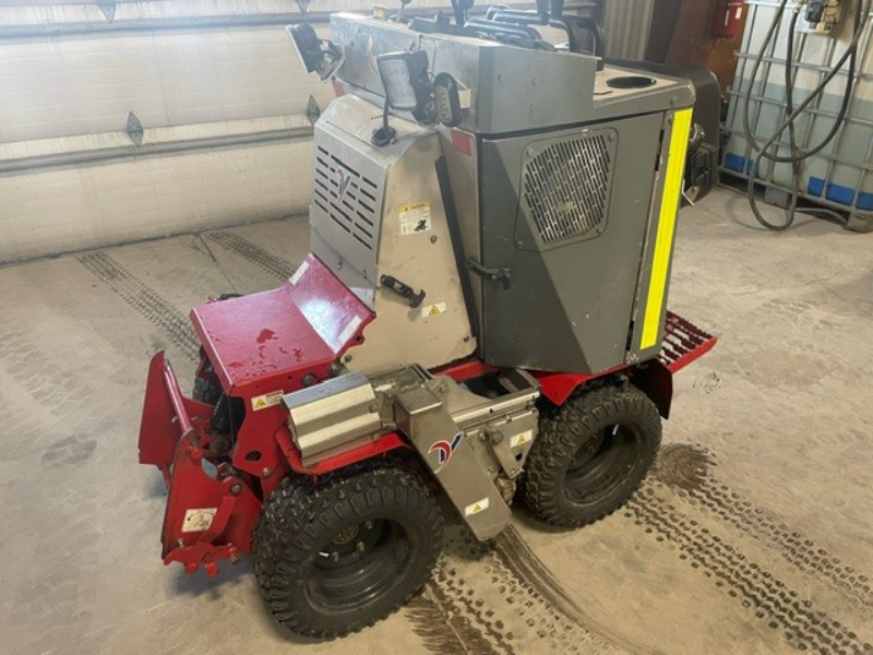 Delta Power Equipment | 2019 VENTRAC 2100C SIDEWALK SNOW VEHICLE